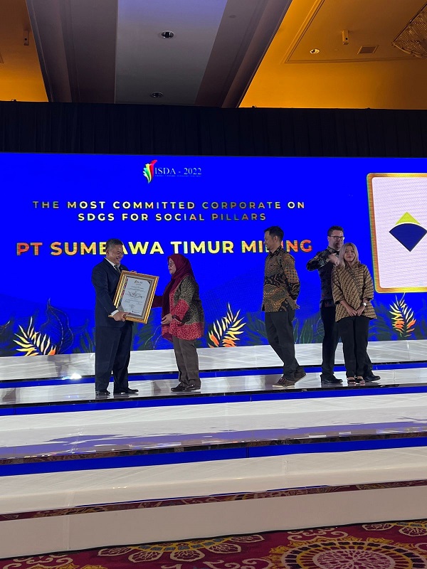 PT STM Raih Lima Penghargaan ISDA Indonesia SGGs Award Tahun 2022 ...